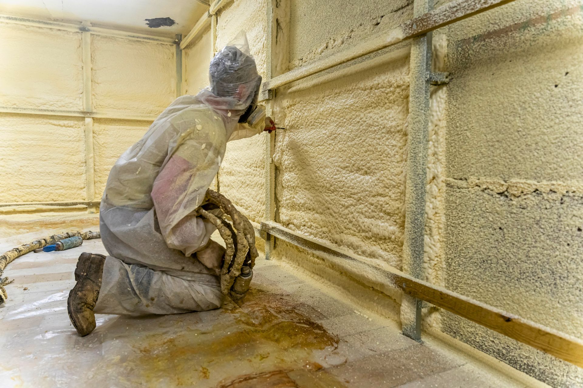 Isolation mousse polyuréthane projetée - Prestige Isolation PU - 07.81 ...